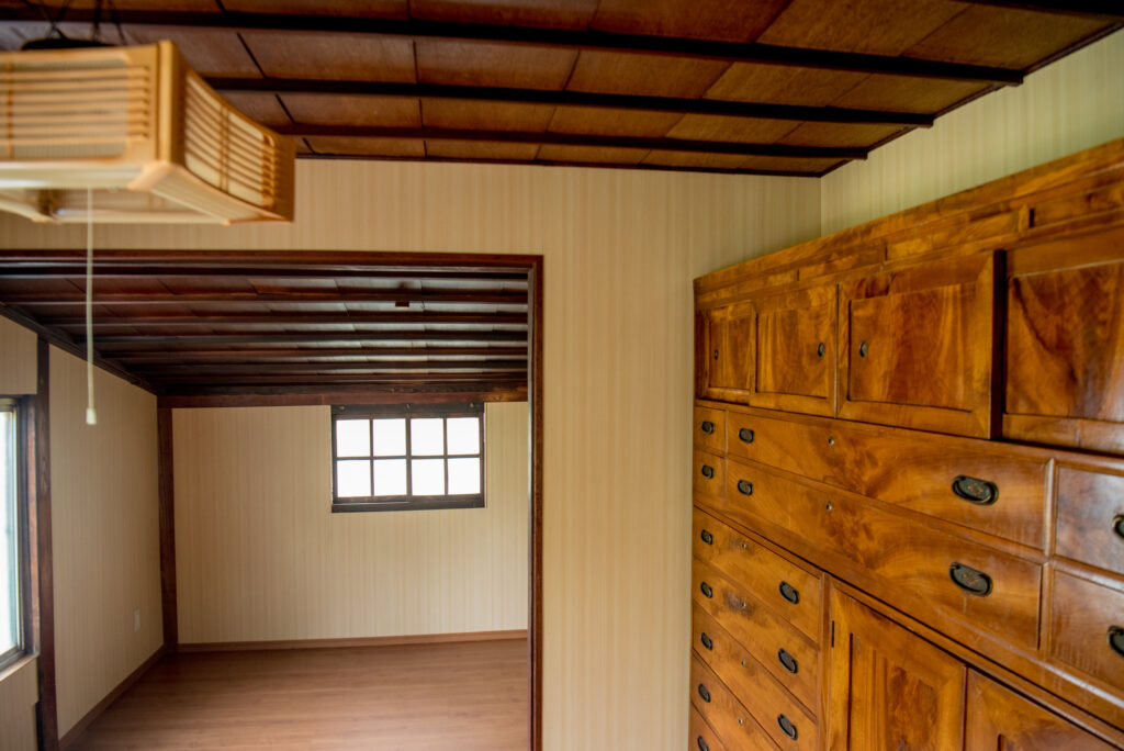 Akiya Renovation: Mid-Remodel Walkthrough - Benton Homestead